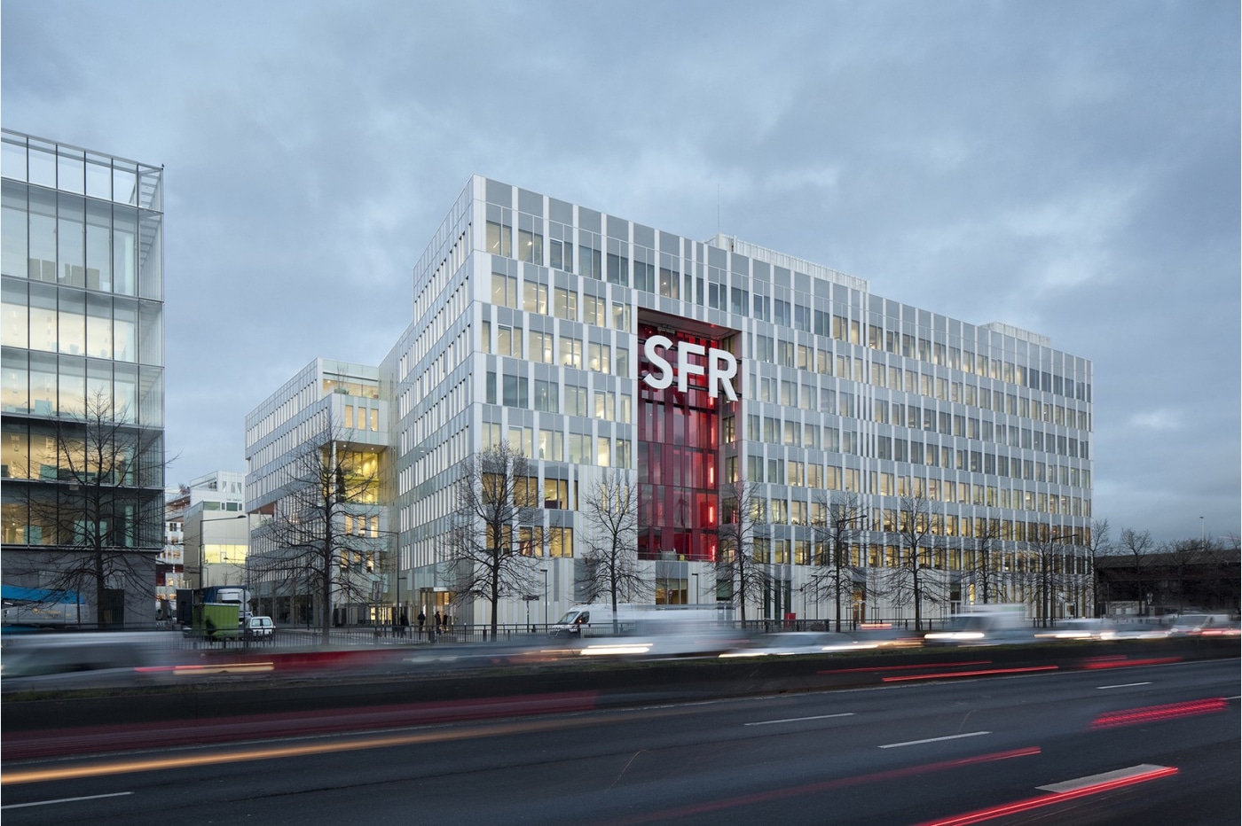 SFR en 2025 : tout savoir sur la fibre, les forfaits mobile et les ...